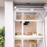 China Premium Aluminum Alloy Folding Windows & Doors Stainless Steel Screen Netting Durable Weather-Resistant UV Protection Soundproof for sale