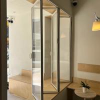 China Professional-grade Modern Design Minimalist Folding Windows Aluminum Alloy Soundproof UV Protection Kitchen Villa Home Use for sale