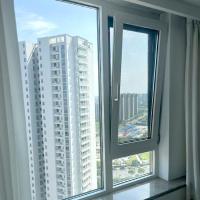 China Customizable Modern Aluminum Alloy Tilting and Rotating Window Aluminium Material for windows for Living Rooms for sale