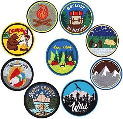 China Custom Round Embroidery Patch Wild Flower Camp Painting Clothing Decoration 100 PCS MOQ for sale