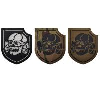 China Custom Embroidered IR Reflective Patch Devil Girl Lady Pirate Skull Crossbones 50pcs MOQ for sale