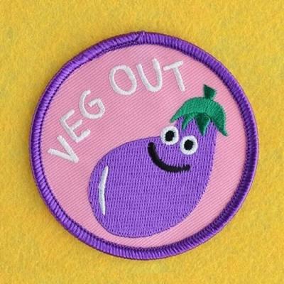 China Custom Embroidered Patch Cotton Polyester Iron On Sew On for Shoes Jeans Jacket 100 MOQ for sale