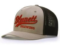 China Embroidered Logo Baseball Cap Pre Curved Brim 6 Eyelets Cotton Adjustable Hat for sale