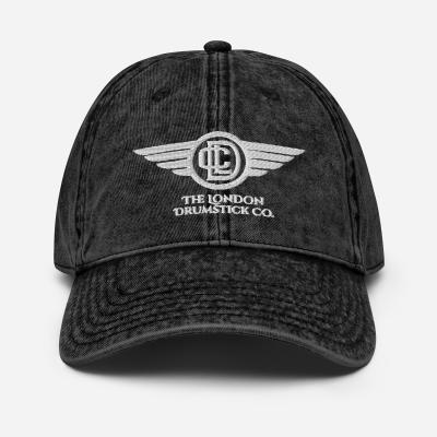 China Custom Embroidered Logo Cotton Twill Baseball Cap with 6 Eyelets High Profile Pre-Curved Brim for sale