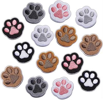 China Custom Iron On Embroidery Patches 100pcs per Bag Merrowed Border Dry Cleanable for sale