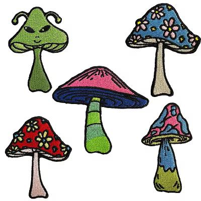 China Custom Embroidered Patches with Merrowed Border 100pcs MOQ for Clothing Hats Bags for sale
