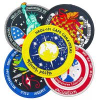 China Custom Embroidered Patches with Merrowed Border 100pcs MOQ for Clothing Hats Bags for sale