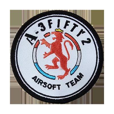 China Custom Iron On Logo Embroidery Patch 3x3 Inch Bulk Wholesale 100pcs Minimum for sale