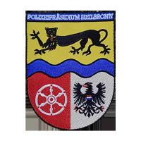 China Custom Iron On Embroidery Patches 100pcs MOQ Supply Ability 300000 Pieces Per Month for sale