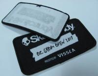China Custom Woven Patches Sew On 100pcs Minimum Paper Coating Logo Name Badge for sale