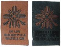China Double Spindle Woven Clothes Label Straight Cut Shrink Proof for sale
