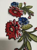 China Custom Iron On Backing Merrow Border Twill Fabric Flower Embroidery Badge 50pcs for sale
