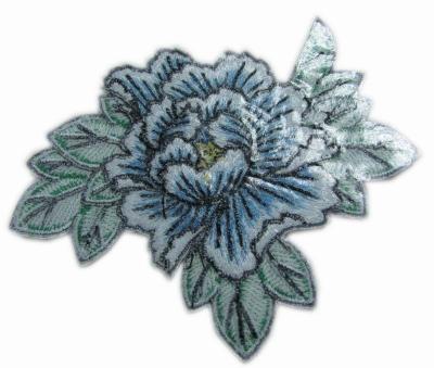 China Custom Iron On Twill Flower Embroidered Patches Merrow Border 100 PCS MOQ for sale