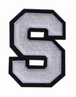 China Custom Felt Color Embossed Chenille Letters Patches Heat Cut Border 100pcs MOQ for sale