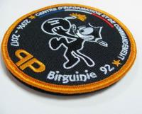 China Custom Eco Friendly Twill Embroidery Patches Heat Press Iron On 100 Pcs Minimum for sale