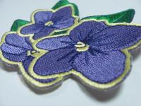 China Custom Embroidered Flower Patch 12C Washable Iron On Sew On for Clothing Jeans for sale