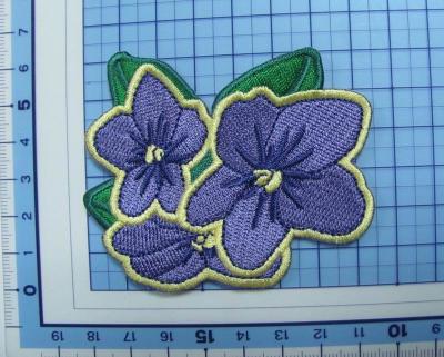 China Custom Embroidered Flower Patch 12C Washable Iron On Sew On for Clothing Jeans for sale