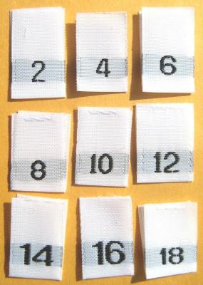 China Custom Woven Clothing Labels 100 Pcs Shrink Proof PMS Color Size 2-18 White for sale
