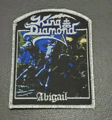 China Custom Embroidered Woven Patches 100pcs MOQ Iron On Backing Merrowed Border for sale