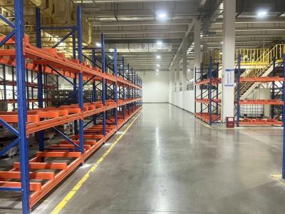 China OEM Heavy Duty Pallet Racking Non Standard Size Industrial Rack For Special Warehouse for sale