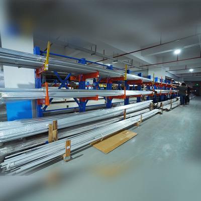 China Heavy Duty Industrial Cantilever Shelving High Load For Thick Steel Profile Storage for sale