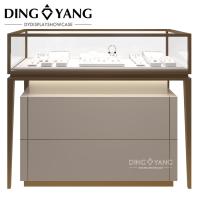China Beauty Design Style Durable Jewellers Counter With Low Power Consumption Lights Systems , No Installation for sale