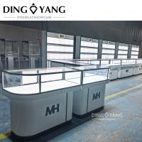 China Fashion Black White Retail Shop Jewelry Counter Beautiful Appearance Strong And Survivabl for sale