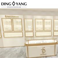 China Diamond Jewellery Showroom Design Combination Of Practicality And Beauty for sale