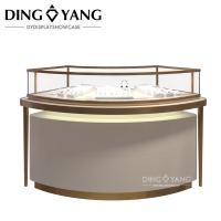 China Modern Fashion Style Round Jewelry Shop Showcase No Installation With Low Power Consumption Lights for sale