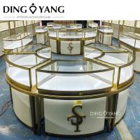 China Modern Fashion Style Round Jewelry Store Showcase No Installation With Low Power Consumption Lights for sale
