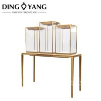China Modern Elegant Jewelry Store Display Fixtures With Lights No Installation Used Directly for sale