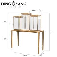 China Modern Elegant Jewelry Store Display Fixtures With Lights No Installation Used Directly for sale