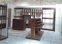 China Exquisite Workmanship Wall Clothing Store Fixtures For Retail Shop Display for sale