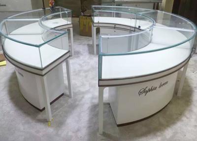 China Beautiful Round Lockable Jewelry Display Cases With 0.9 CBM / Pcs Volume for sale