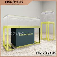 China OEM Attractive Styles Commercial Jewelry Display Cases Reliable Long Time for sale