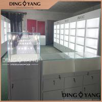 China Beauty Simplicity Glossy White Jewelry Showcase Lights Installed Locks Installed for sale