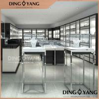 China Retail Shop Glass Lockable Jewelry Showcase Display for sale