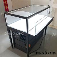 China OEM Shop 1250X550X960MM Glass Jewelry Display Case for sale