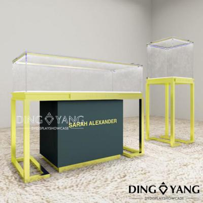 China Shopping Mall OEM Streamline Gold Jewellery Showcase for sale