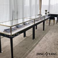 China Lights Locks Upscale Jewelry Store Display Cases for sale