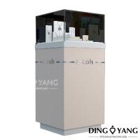 China Showroom Jewelry Showcase Display for sale
