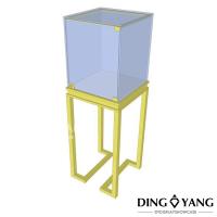 China Lockable 450X450X1350MM Jewelry Store Display Cases for sale