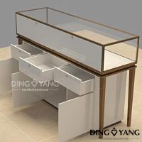 China Metal Framed 1350X550X960MM Glass Store Display Case for sale