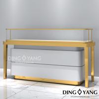 China Gold Electroplating 1300X600X950MM Jewelry Display Cases for sale