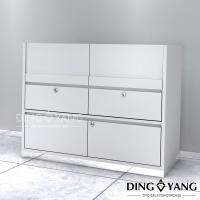China Showroom Glossy White Jewellery Shop Display Counters for sale