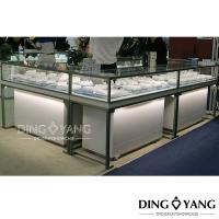 China Lighting OEM Streamline Jewellery Display Cabinet for sale