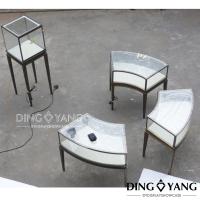 China Custom Made 1350X550X950MM Jewellery Shop Display Counters for sale