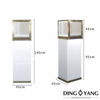 China 450X450X1350MM Museum Display Cabinets for sale