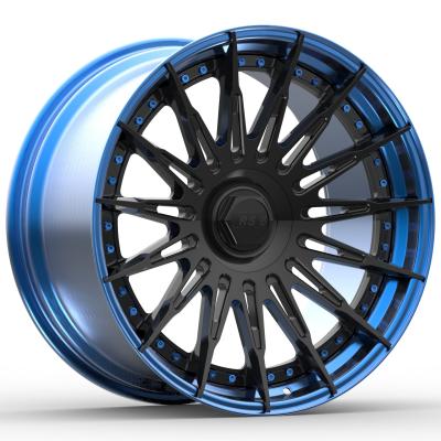 China 21 Inch 2 Piece Forged Aluminum Alloy Wheels Polished Blue Lip Gloss Black Disc for sale