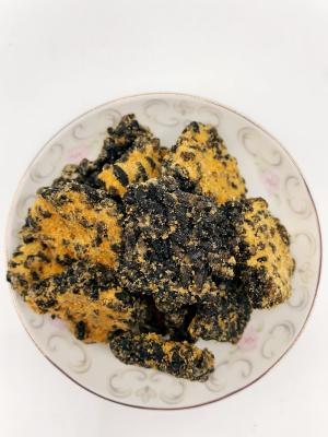 China Black Gold Guoba Salted Egg Yolk  And Pork Floss Flavor Rice Cracker Mix Crispy Rice Fried Rice Crust for sale